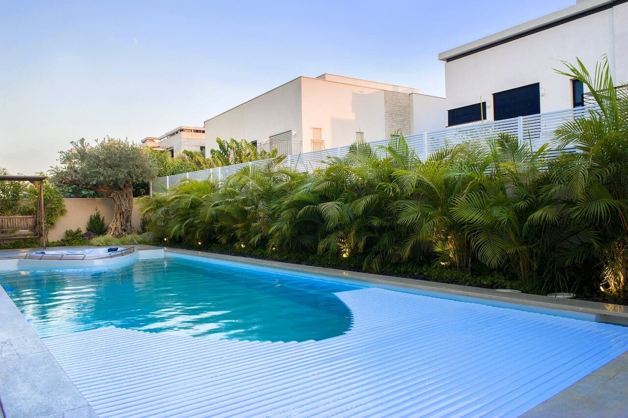 Ceramic composite pool басейн Yacht Pool with jacuzzi